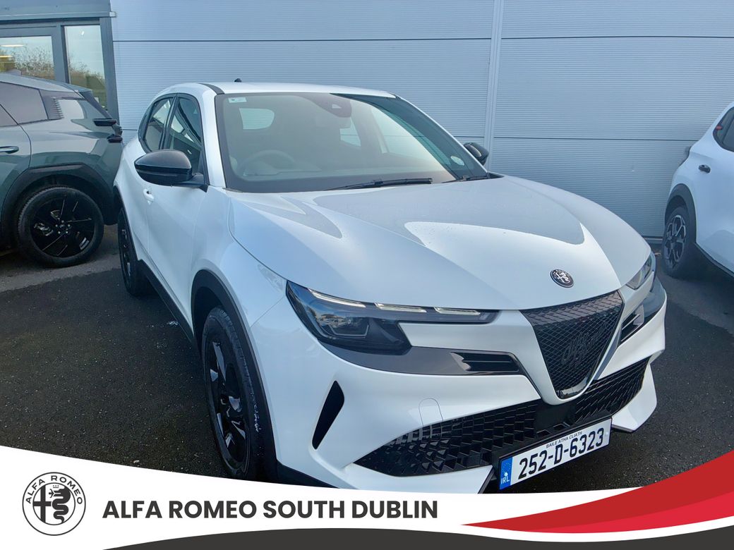 Used Alfa Romeo Junior Petrol Hatchback Automatic for sale