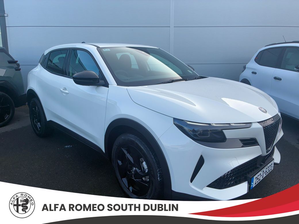 Used Alfa Romeo Junior Petrol Hatchback Automatic for sale