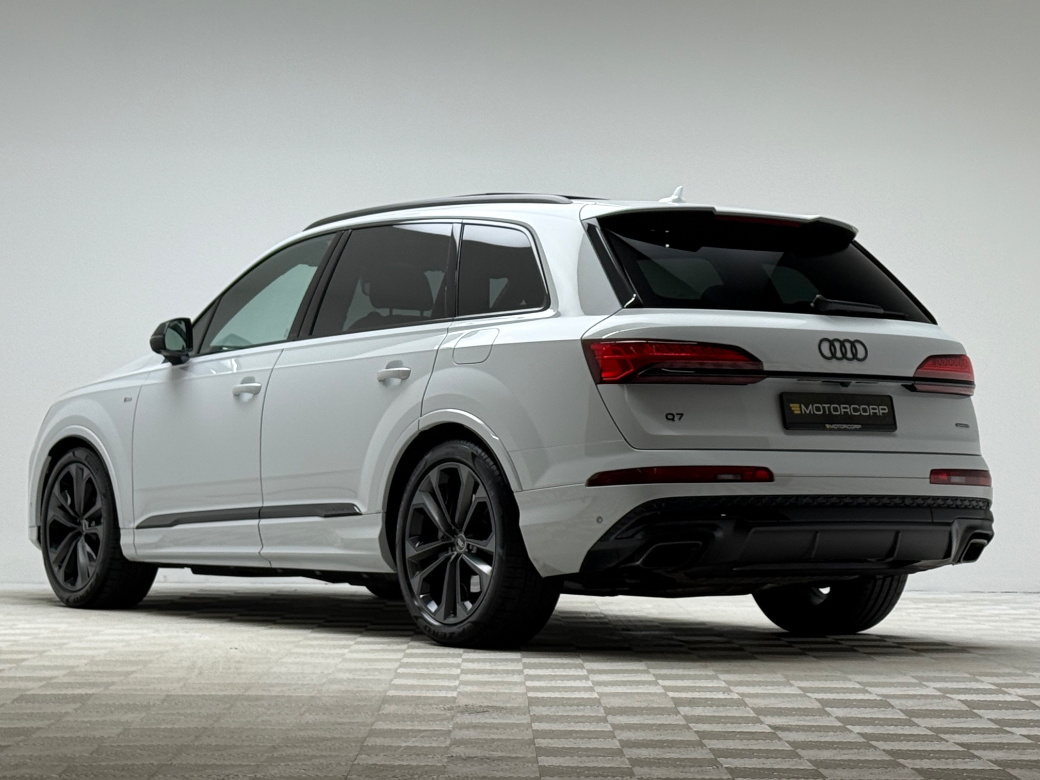 Used Audi Q7 Hybrid Petrol Plug-in SUV Automatic for sale