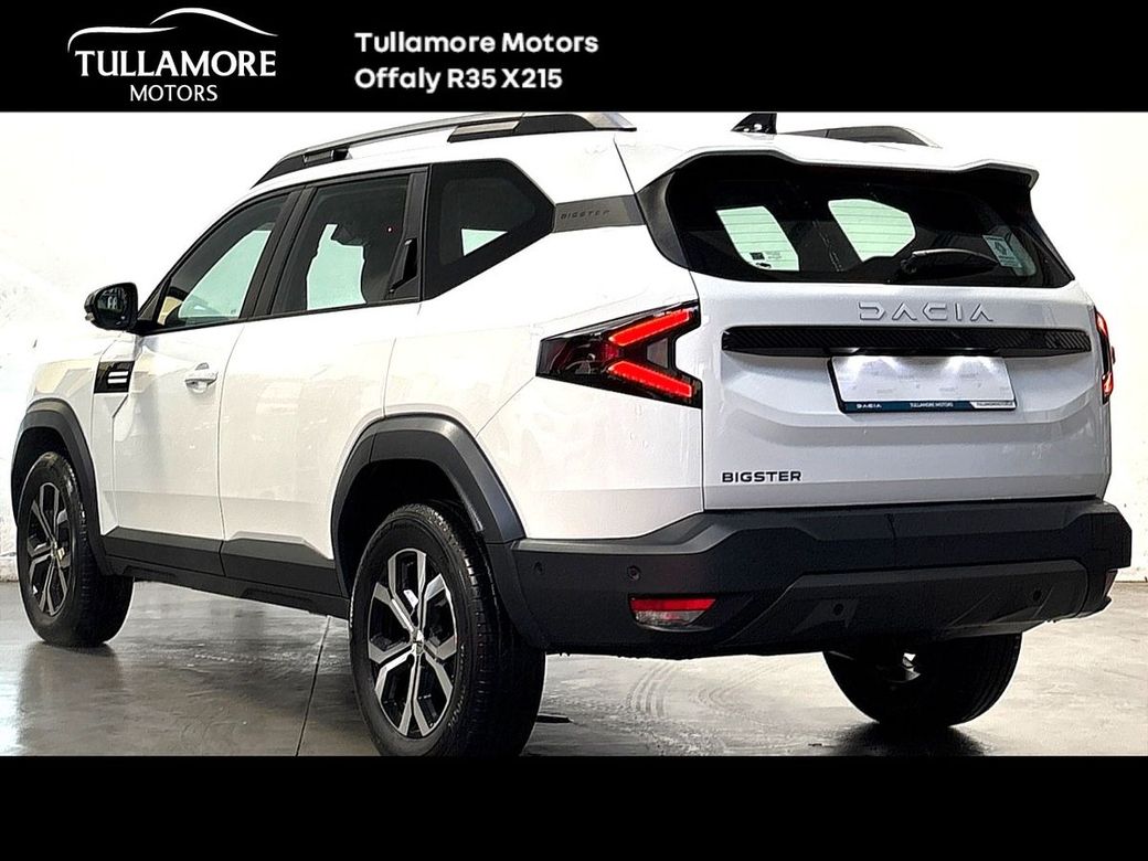 Used Dacia Bigster Hybrid Petrol Hatchback Manual for sale